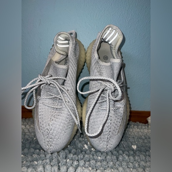 yeezy boost | Shoes | Yeezys Boost 35 V2 Whitecreamy Reflective Size 75 ...